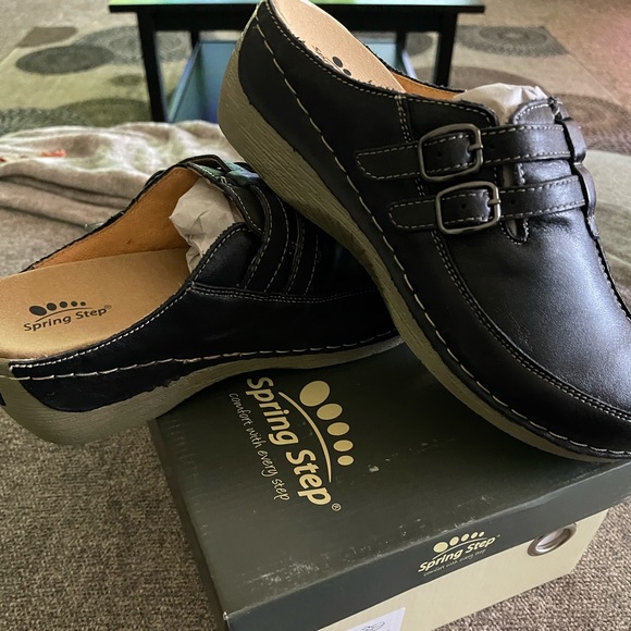 Spring Step | Shoes | Spring Step Happy Slip On Clog In Black New Size ...